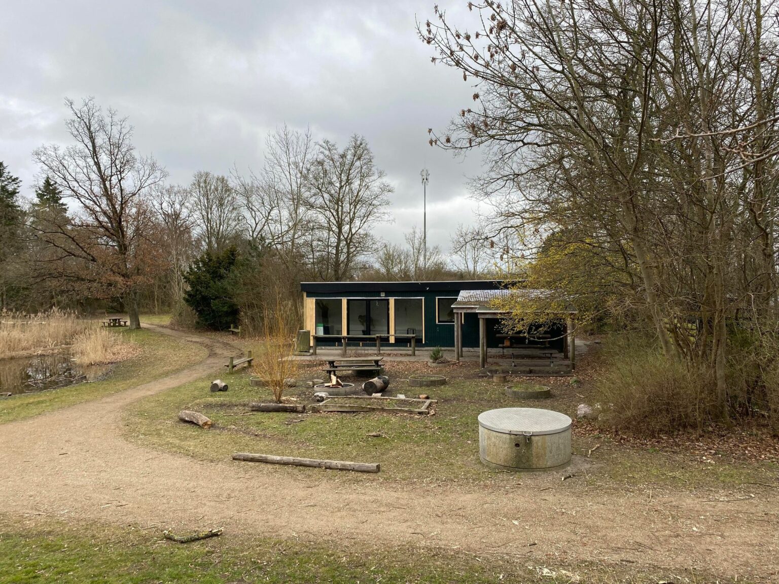 Mere natur på skoleskemaet: Nu skal lokale børn lære gennem udekøkken ...